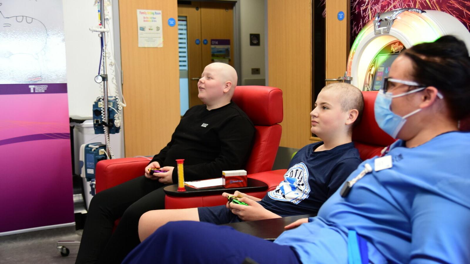 How to hold a successful gaming fundraiser | Teenage Cancer Trust