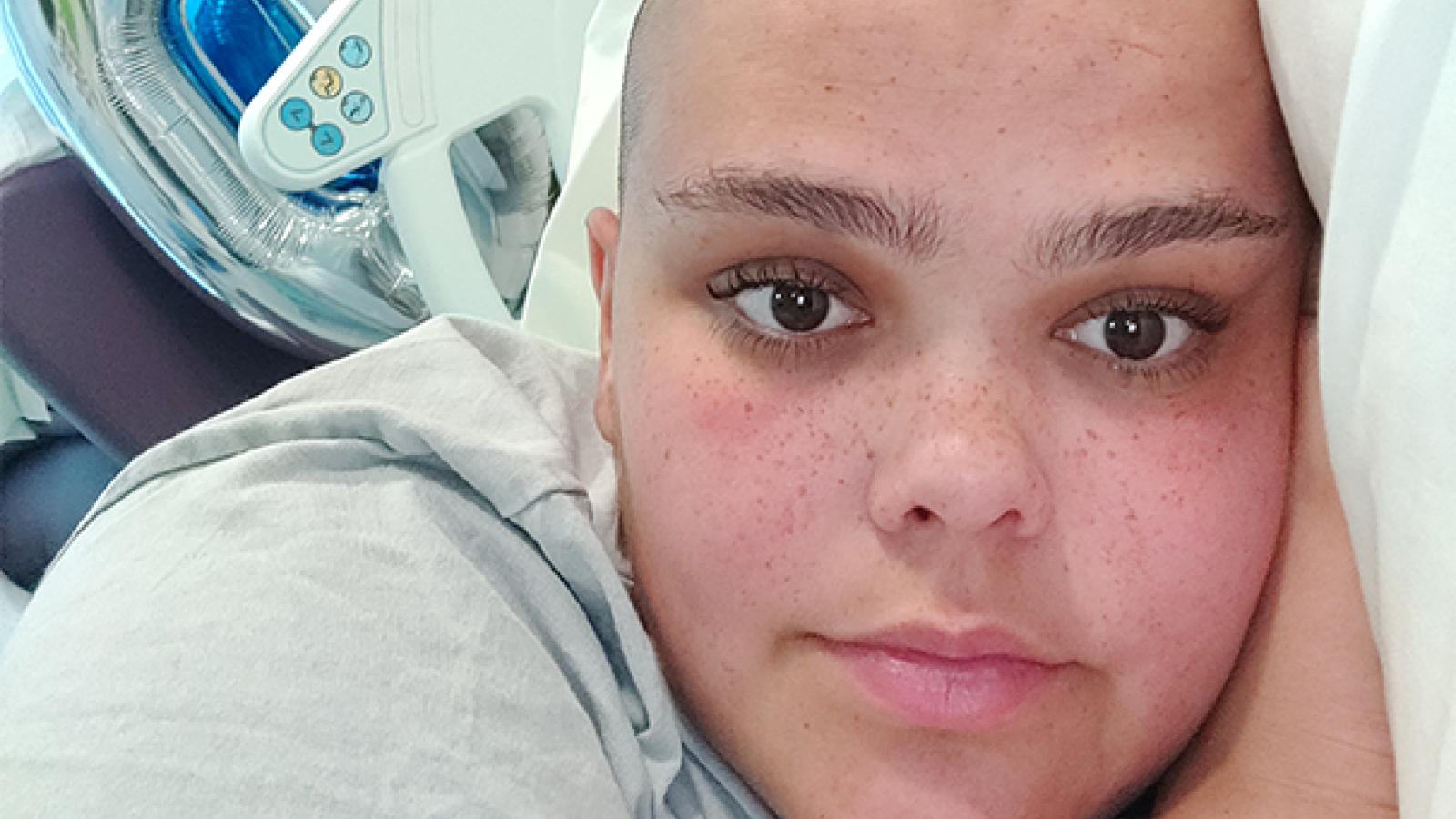 Stop cancer destroying teenage lives - Lakita thrive | Teenage Cancer Trust