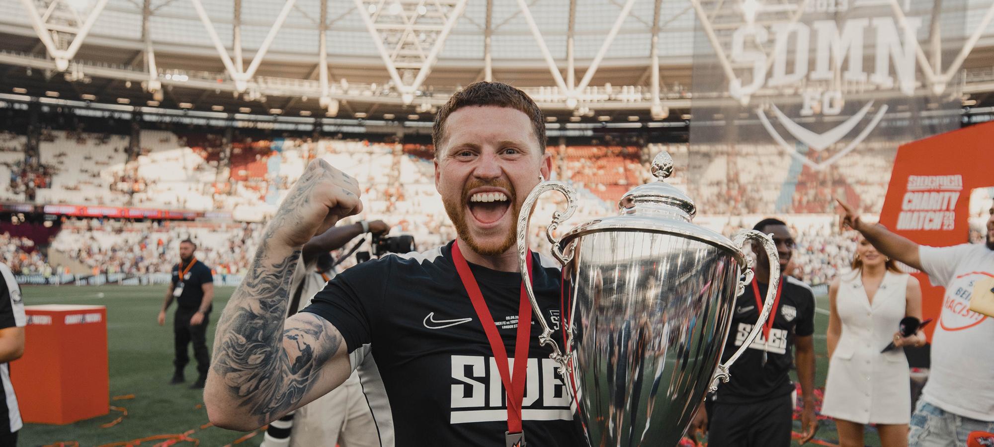 Ethan Payne (Behzinga) | Teenage Cancer Trust Icon