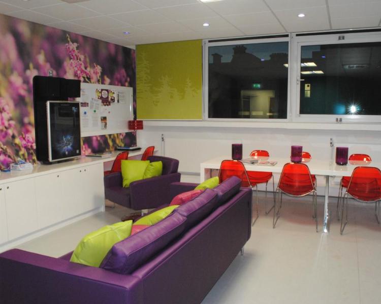 Western General Hospital, Edinburgh unit | Cancer ward | Teenage Cancer ...